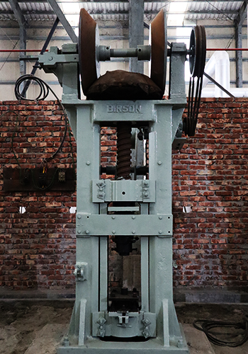 Electrical Line Hardware - Metal Touch Industries Limited